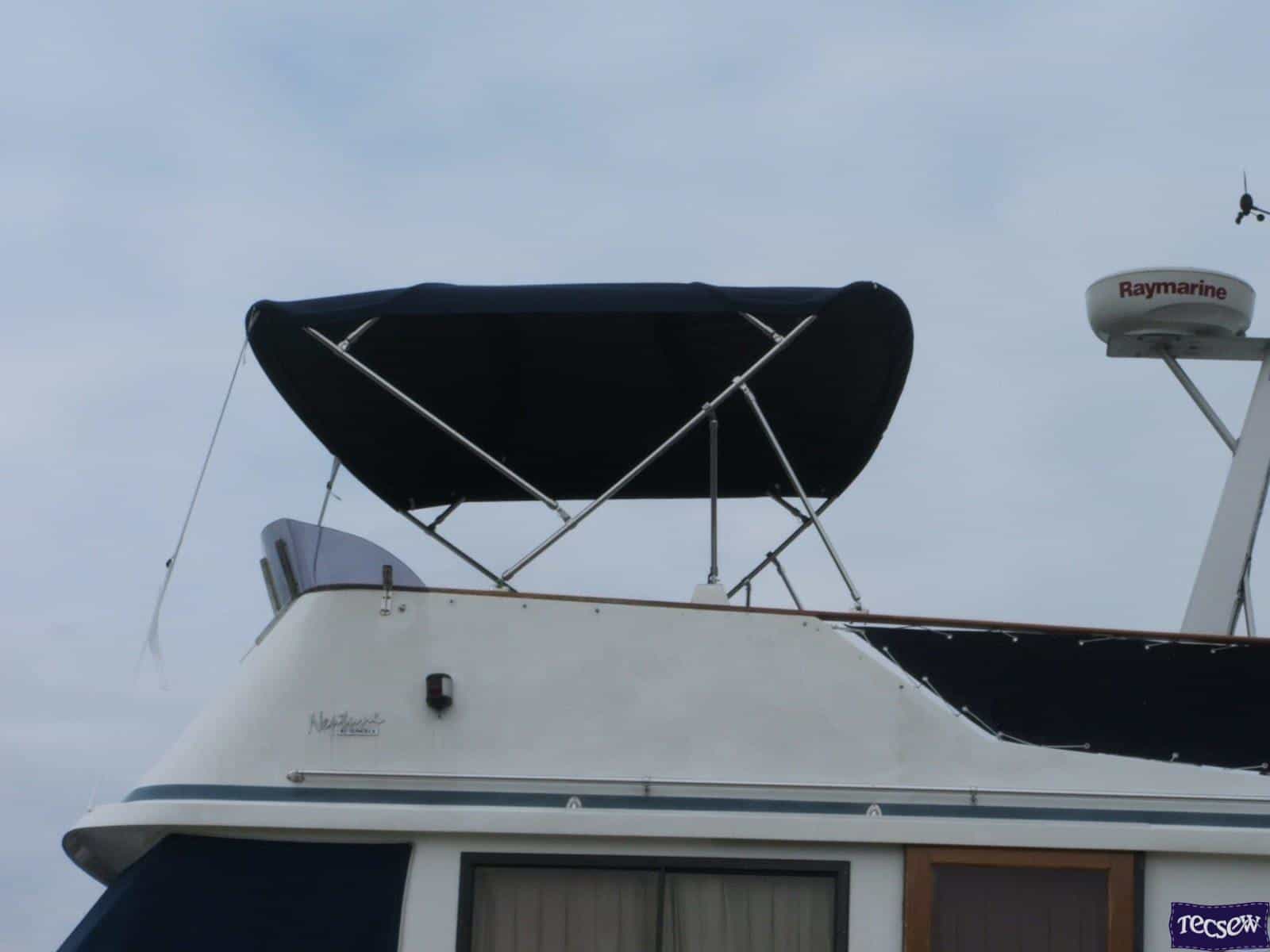 Neptune 42 Sundeck Flybridge Bimini - Tecsew