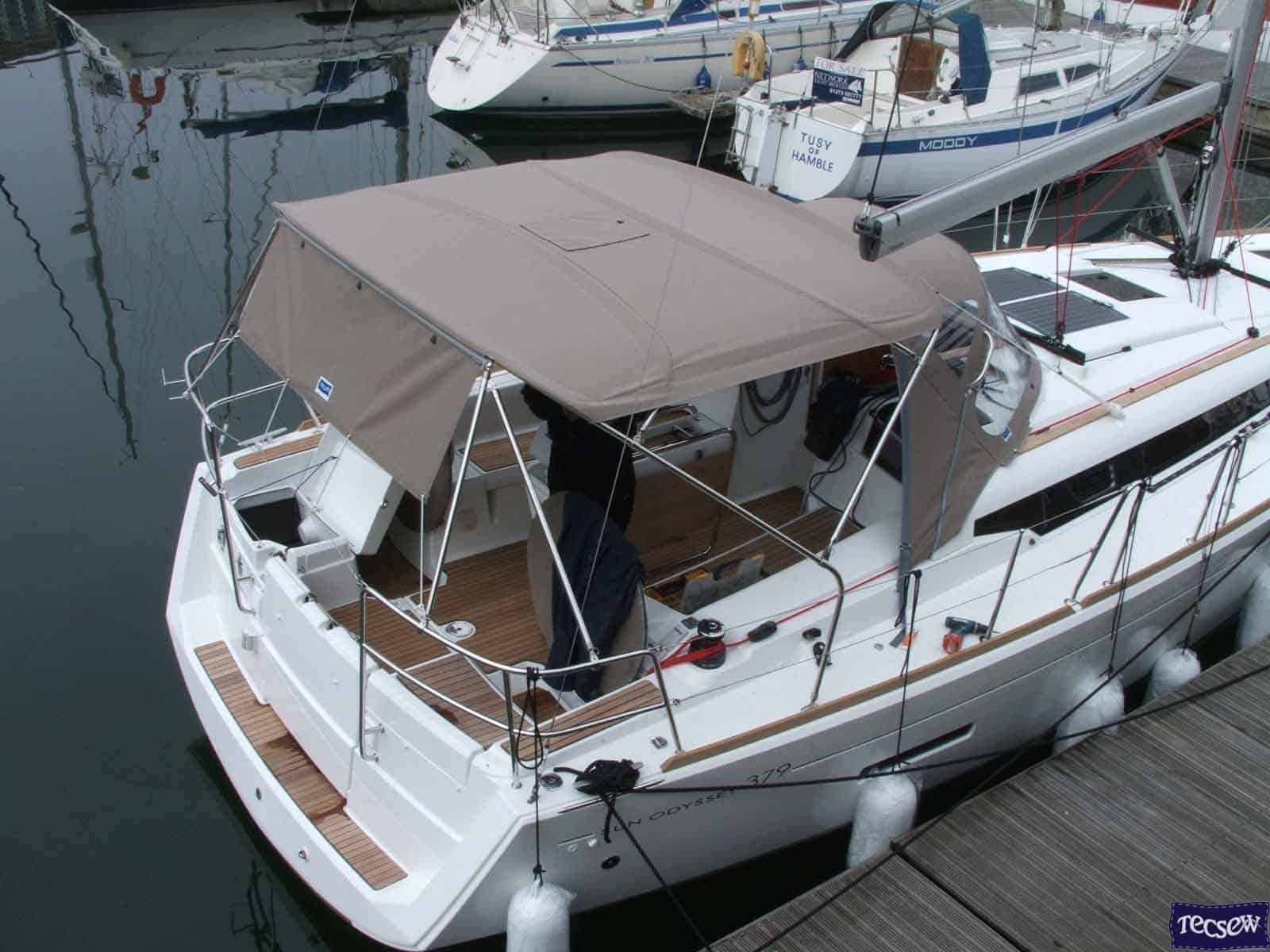 Jeanneau Sun Odyssey 379 Bimini - Tecsew