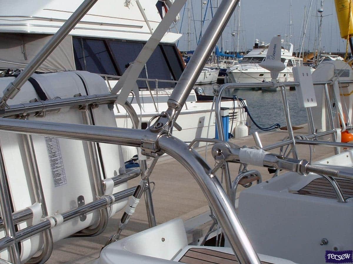 Jeanneau Sun Odyssey 43ds, 2 Part Bimini - Tecsew