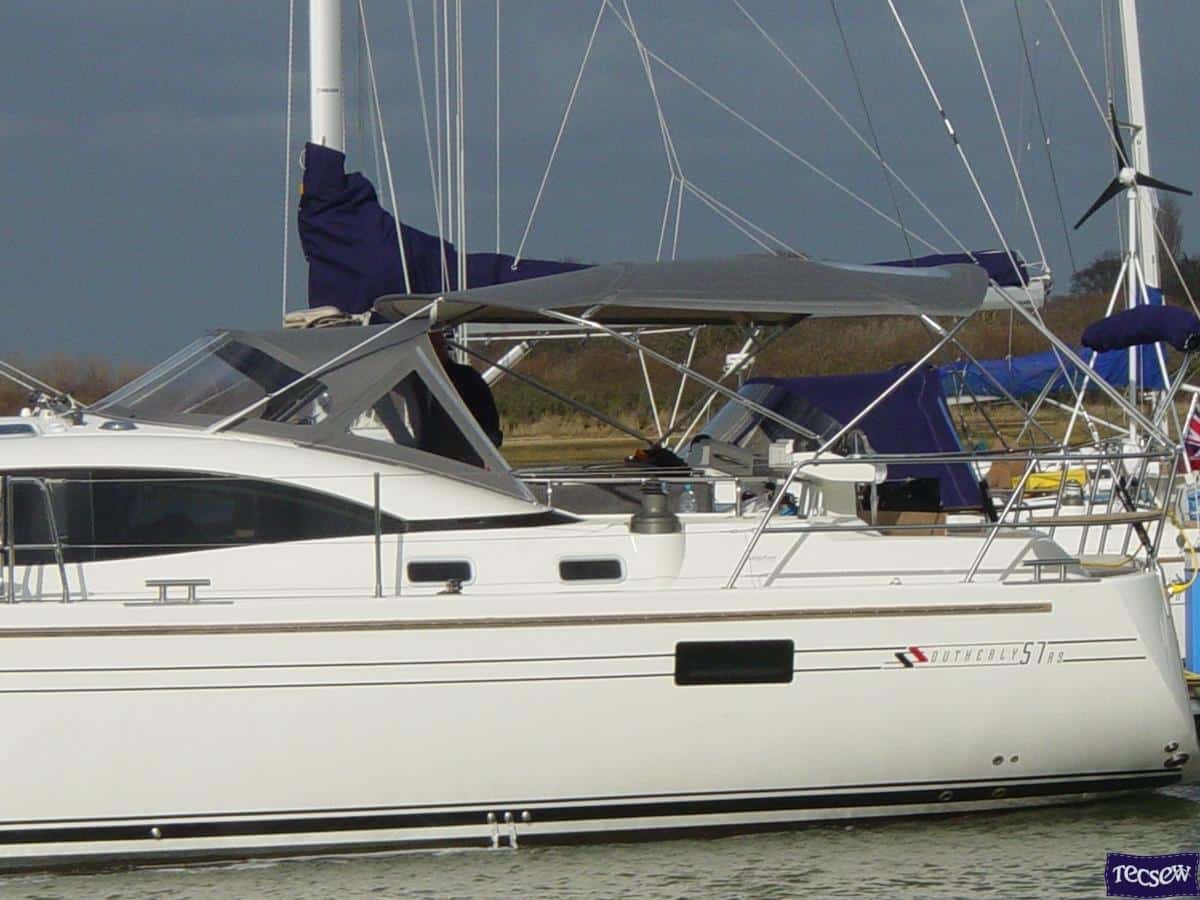 Southerly 57 pushpit mounted telescopic Bimini - Tecsew