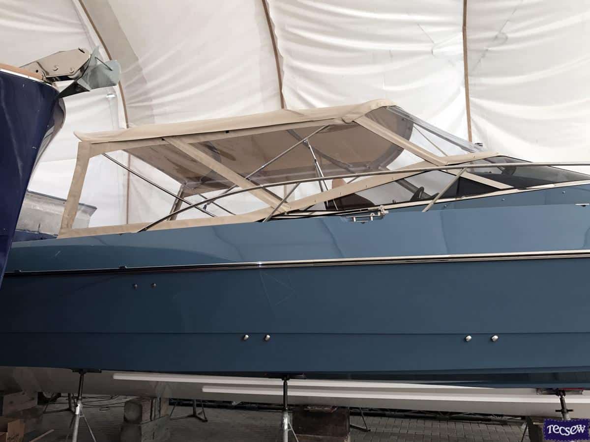 Hunton Custom 43, Bimini and enclosure panels, ref 7418 - Tecsew