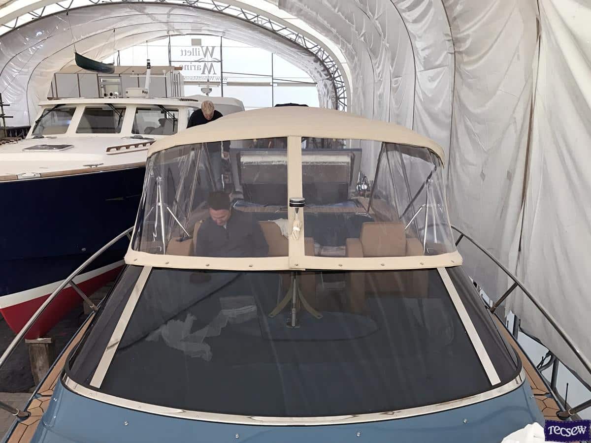 Hunton Custom 43, Bimini and enclosure panels, ref 7418 - Tecsew