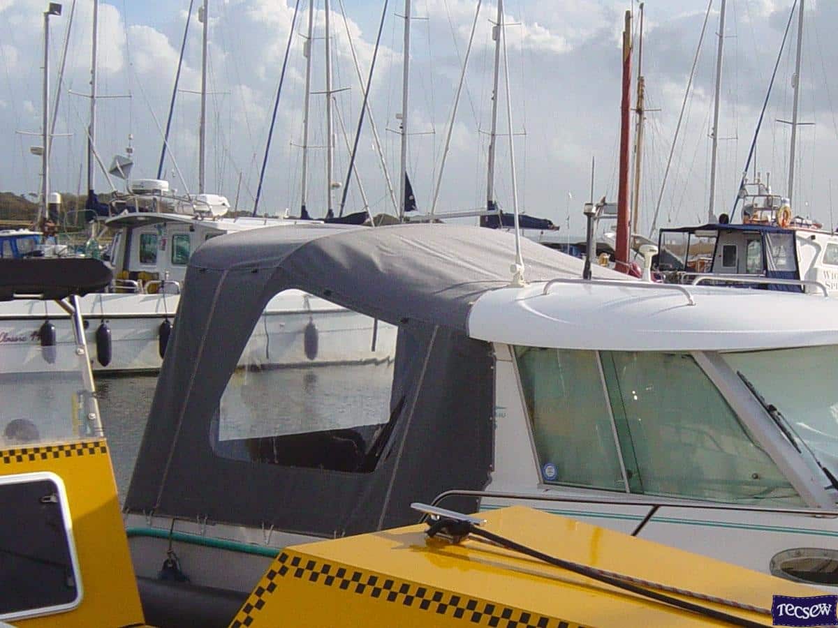 Ocqueteau 645, Cockpit Enclosure - Tecsew