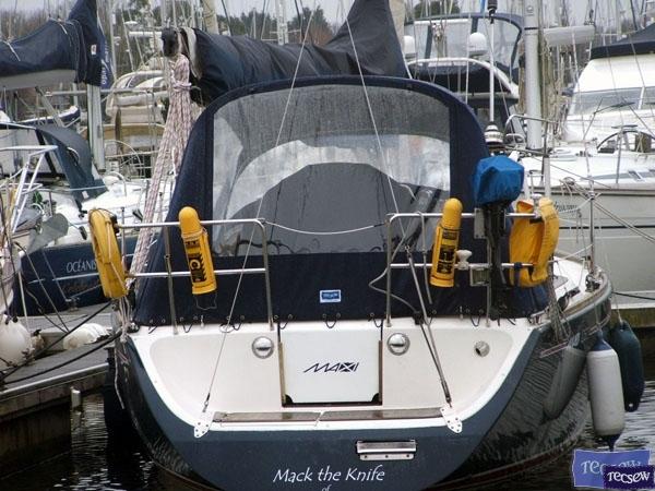 Maxi 1050 Cockpit Enclosure - Tecsew