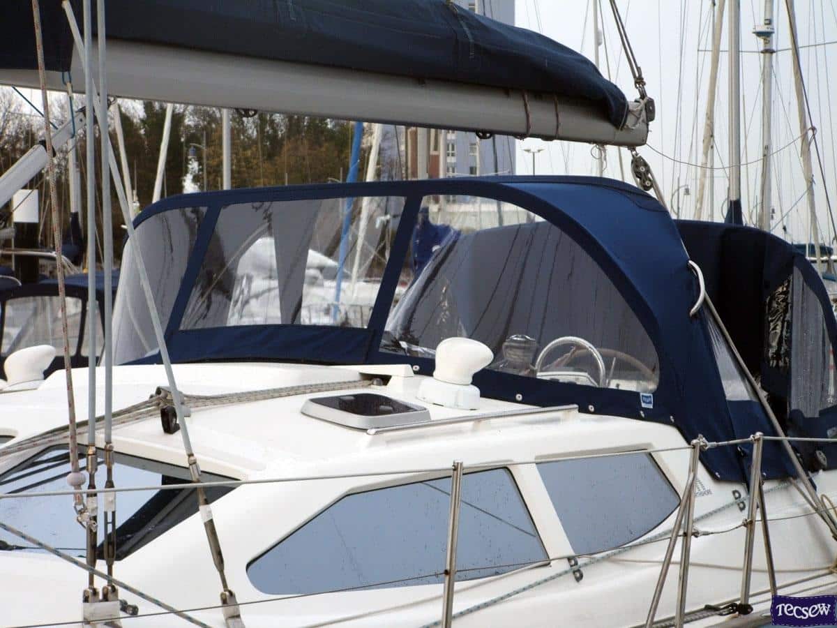 Southerly 110 Sprayhood special high design, Wenda, Boat 36 - Tecsew