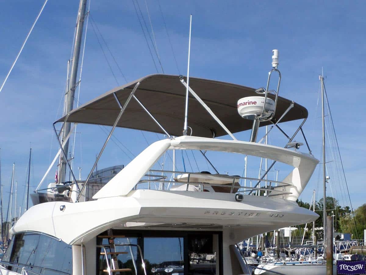 Jeanneau Prestige 450 Fly, Flybridge Bimini, ref 5681 – Tecsew