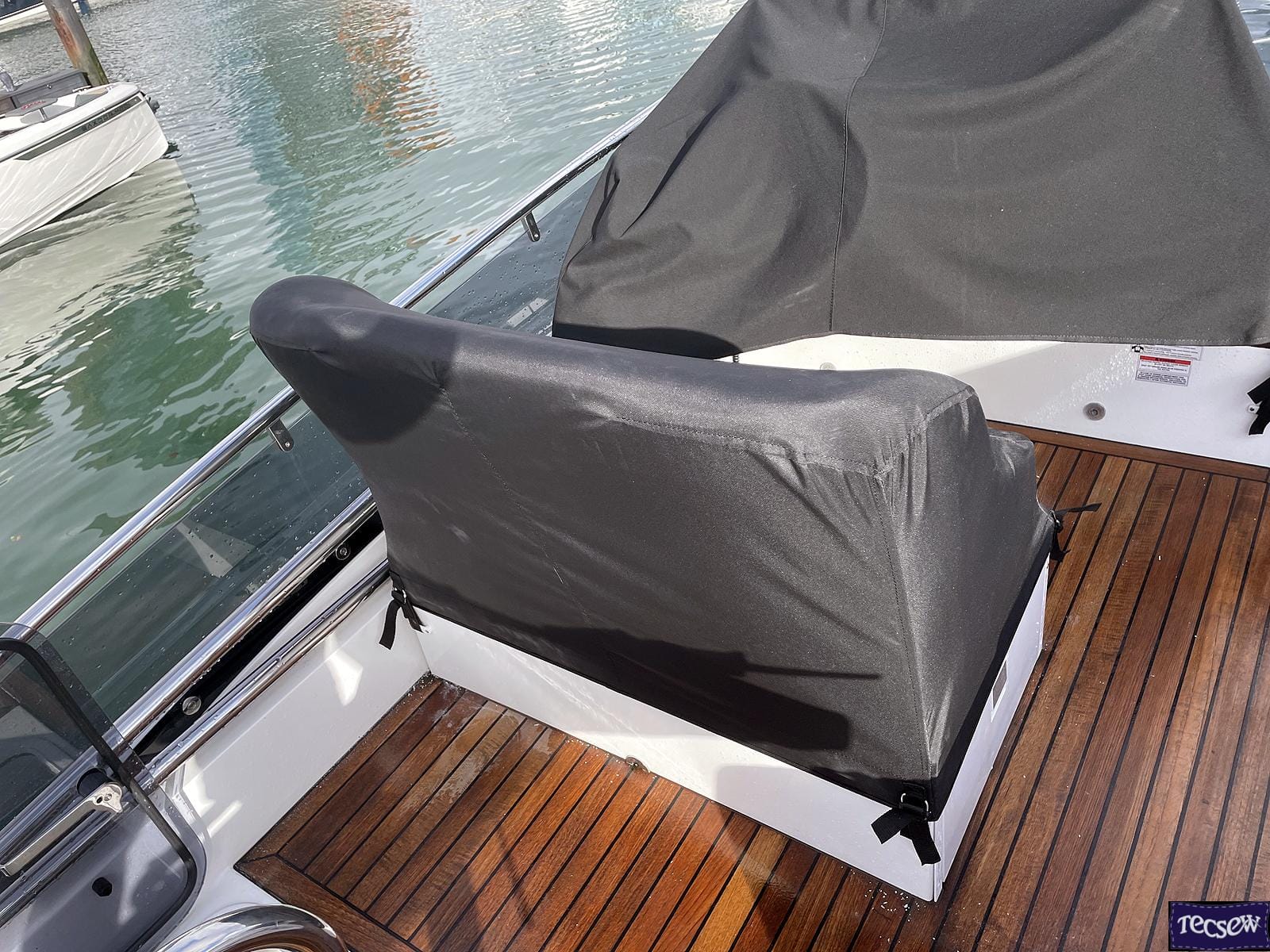 Flybridge Seating Covers – Galeon 400 Fly Protective Covers - Tecsew